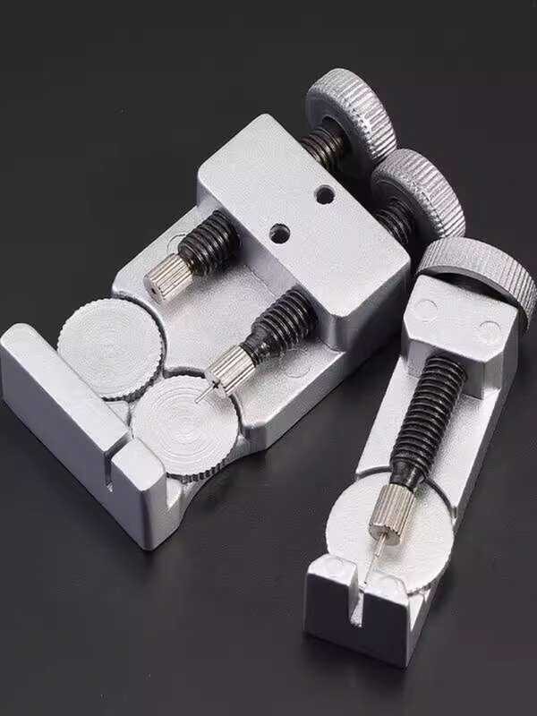 Watch cutter, disassembly replacement, chain, adjustment maintenance ...