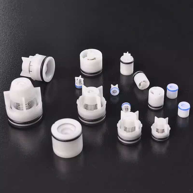 Internal plug one-way plastic pipeline showerhead faucet core embedded ...