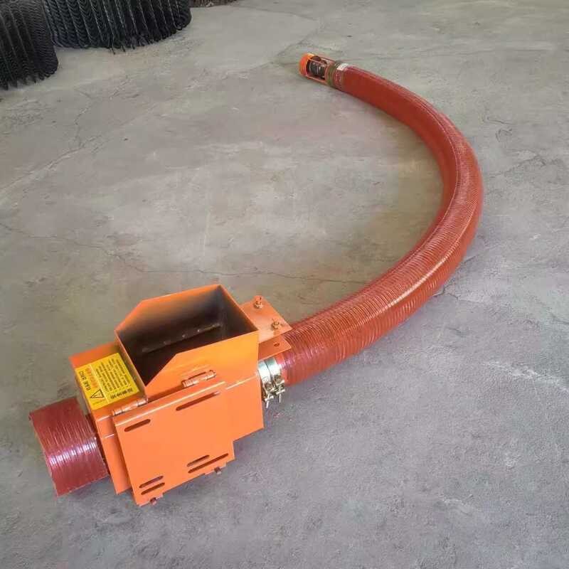 Machine grano on the farm, sleeve medium drive, conveyor screw mother ...