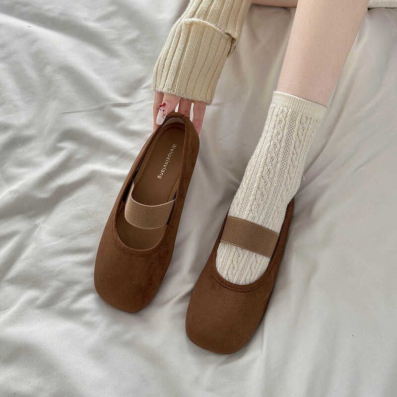 Round Wei Girl toe single shoe flat bottom shallow mouth Mary Jane ...