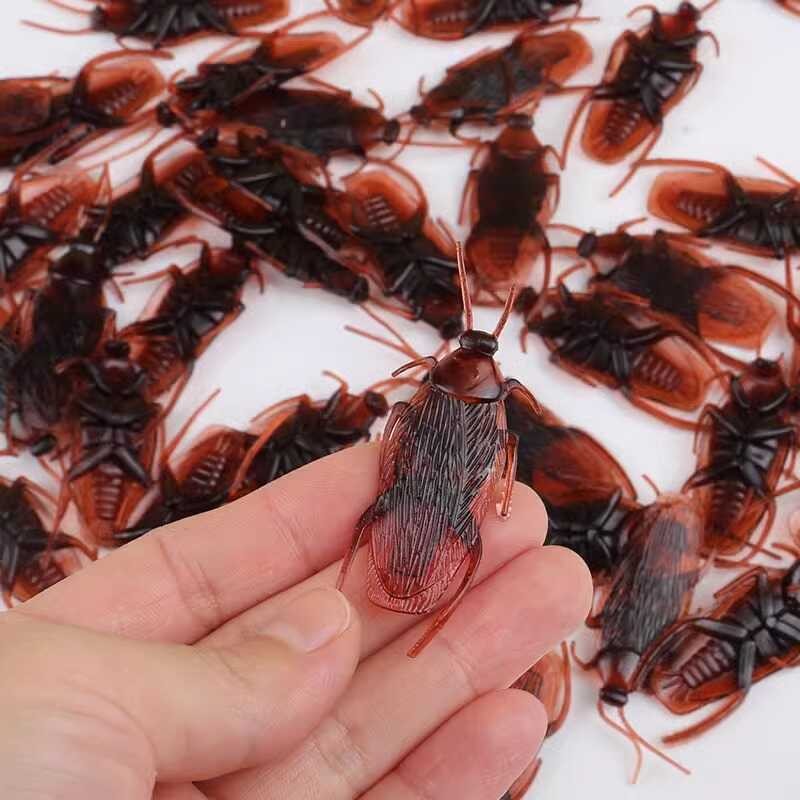 [1 set] Fake cockroach toy simulation prank prop, insect prank, scary ...