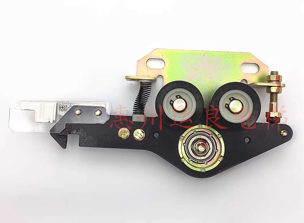 Hitachi elevator hall door main lock layer door lock hook door head ...