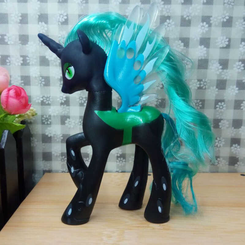Maliit Aking Na Pony Anime Figure Princess Cadence Nightmare Moon Queen ...