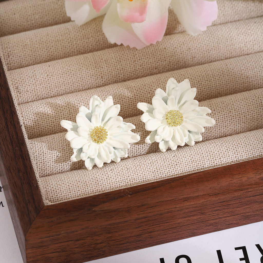 Pinkdudu Spring Floral Stud Earrings 3D Painted Flower Earrings with ...