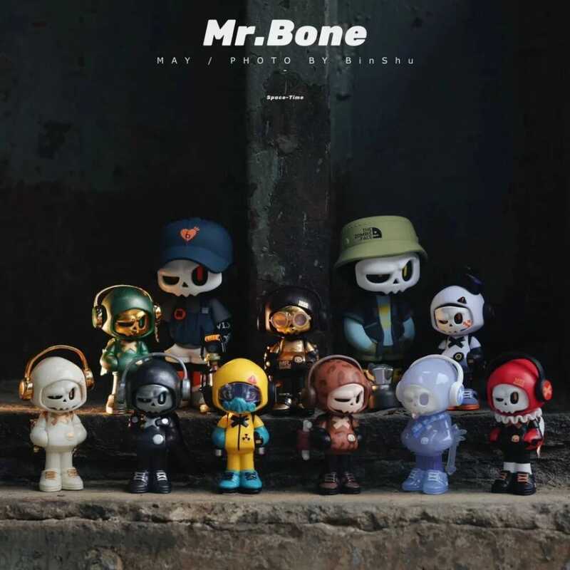 Y Mr.Bone Mini V2 Generation Times Travel Series Blind Box Action ...