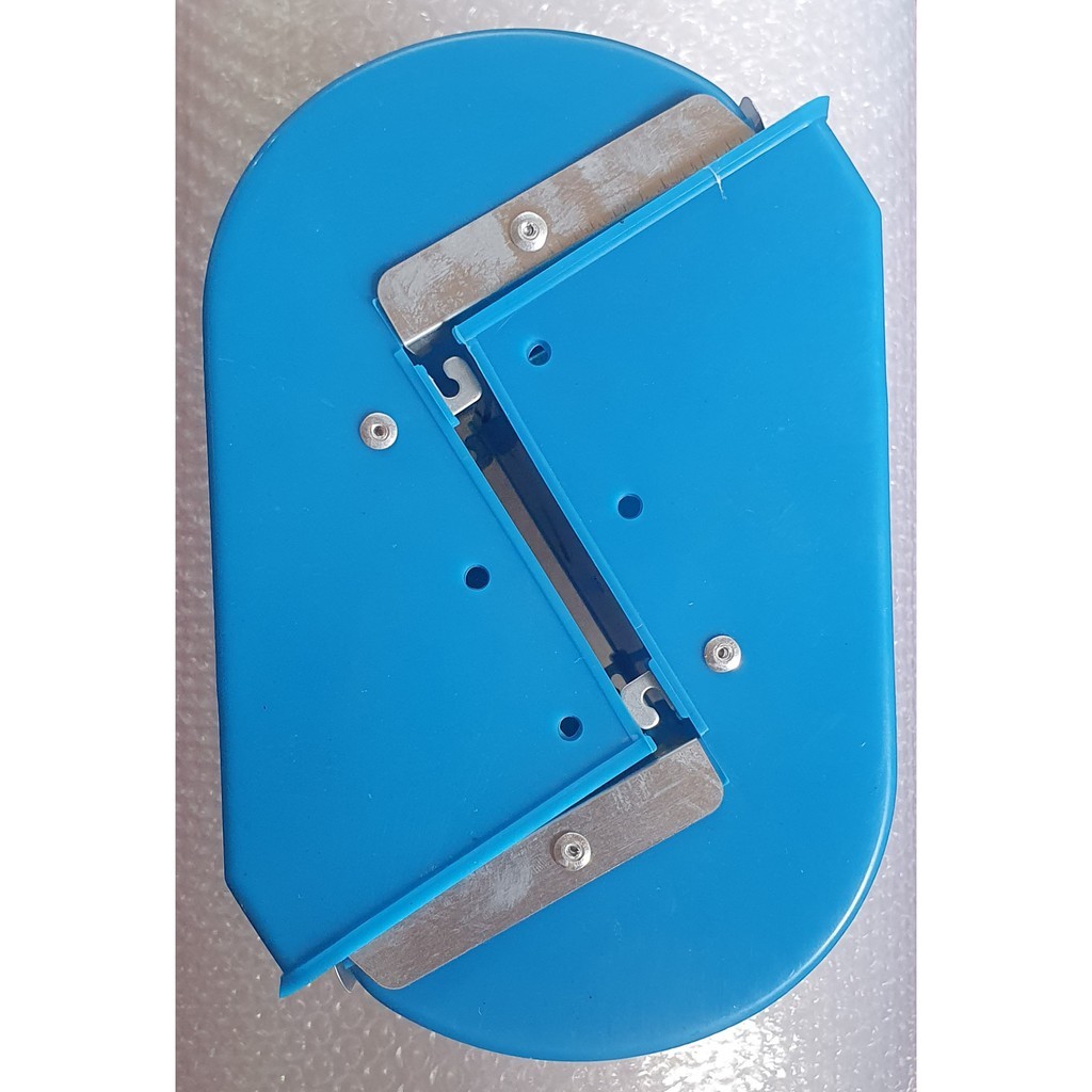 13cm Rabbit Feeder Plastic J Feeder Food Box for Rabbit(10pcs) | Shopee ...