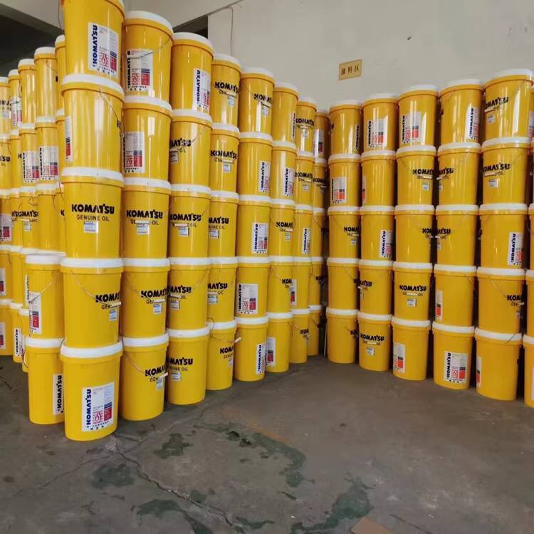 Komatsu Excavator Genuine Engine Oil Genuine Engine Oil 15W-40 Genuine ...