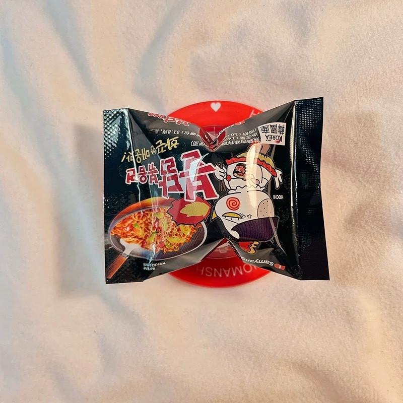 Cartoon Crying Baby kitty Suitable for Cat Silicone MagSafe Magnetic ...