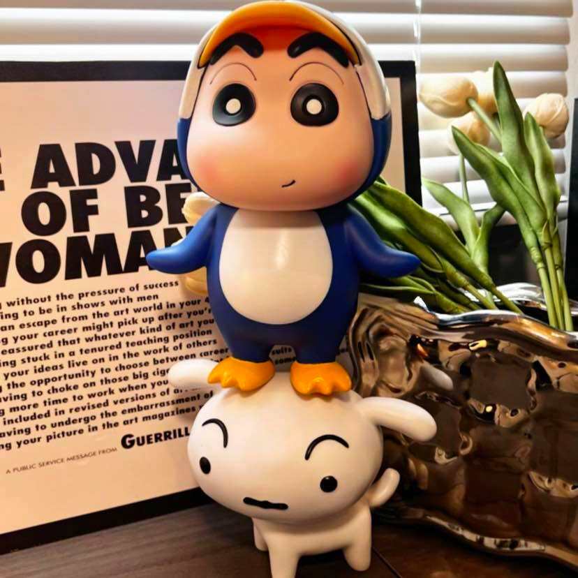 Crayon Shin Chan Tabletop Doll Creative Desktop Decoration Toys Penguin ...