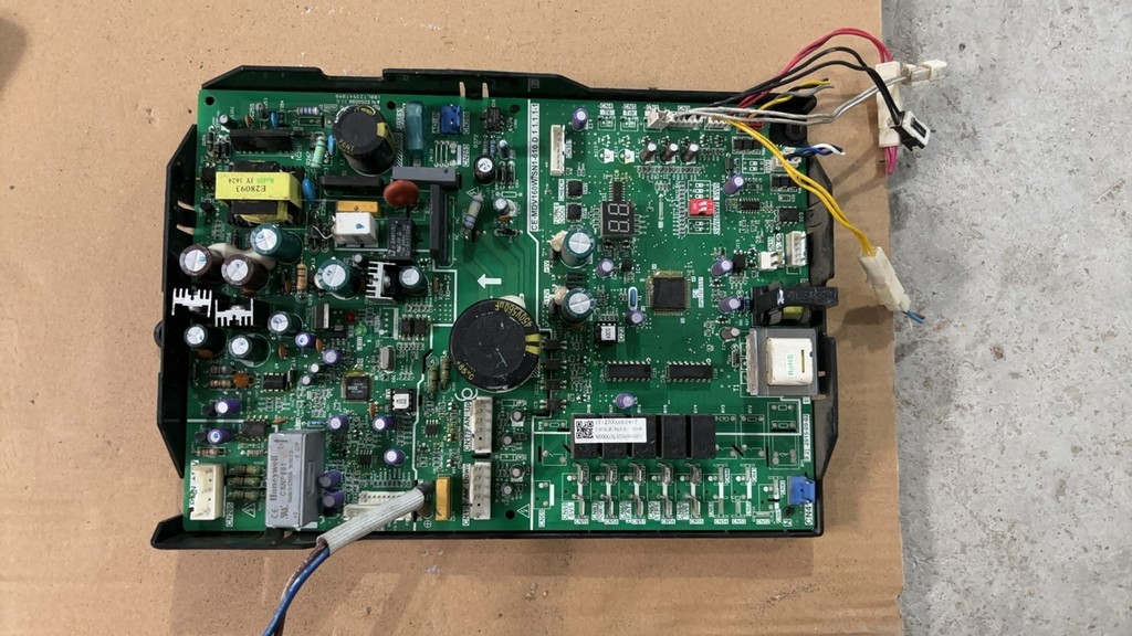 Disassembly of Midea V-MOK180 Home Central Air Conditioner Multi-Split ...