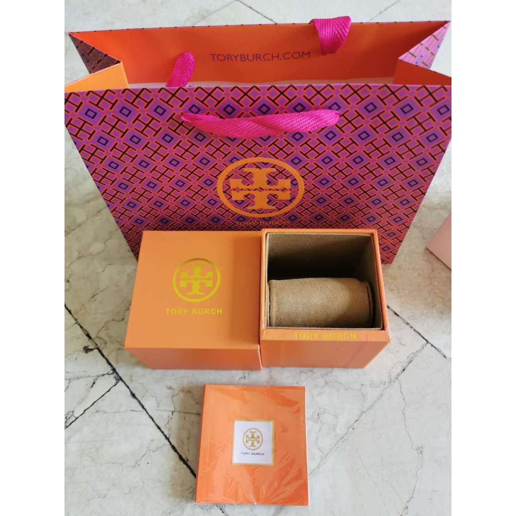 TORY BURCH BOX, Gift boxesComplete Inclusions | Shopee Philippines