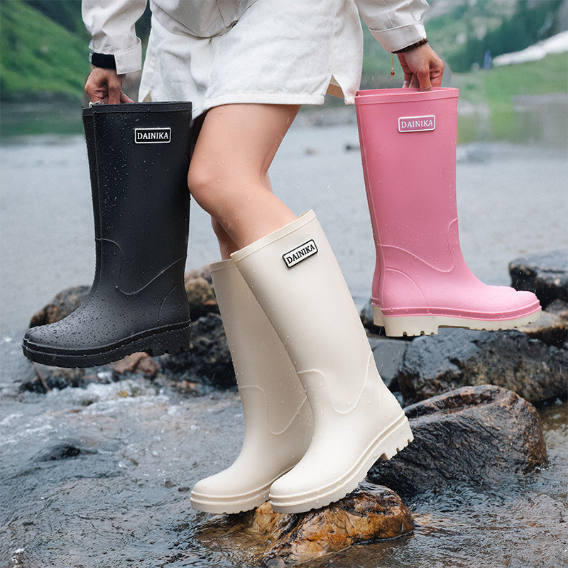 COD Fashion Classic Black Rain Boots Women's Rain Boots Waterproof ...