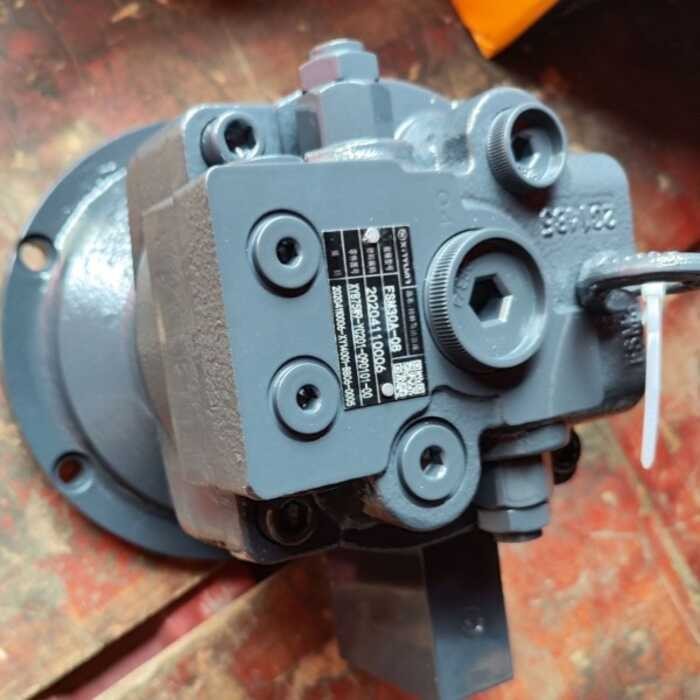 Xinyuan C75W/B75W-9 Rubber Wheel Excavator Swing Motor Upper Cover Six ...