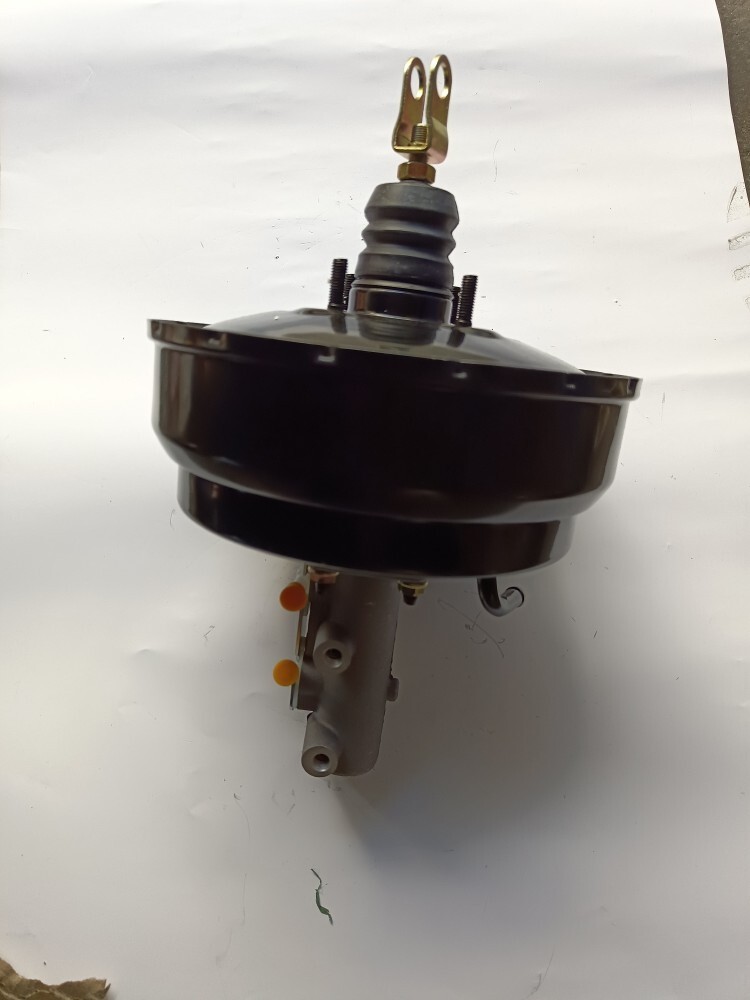 Tang Jun Ouling Little BMW Brake Master Cylinder with Vacuum Booster ...