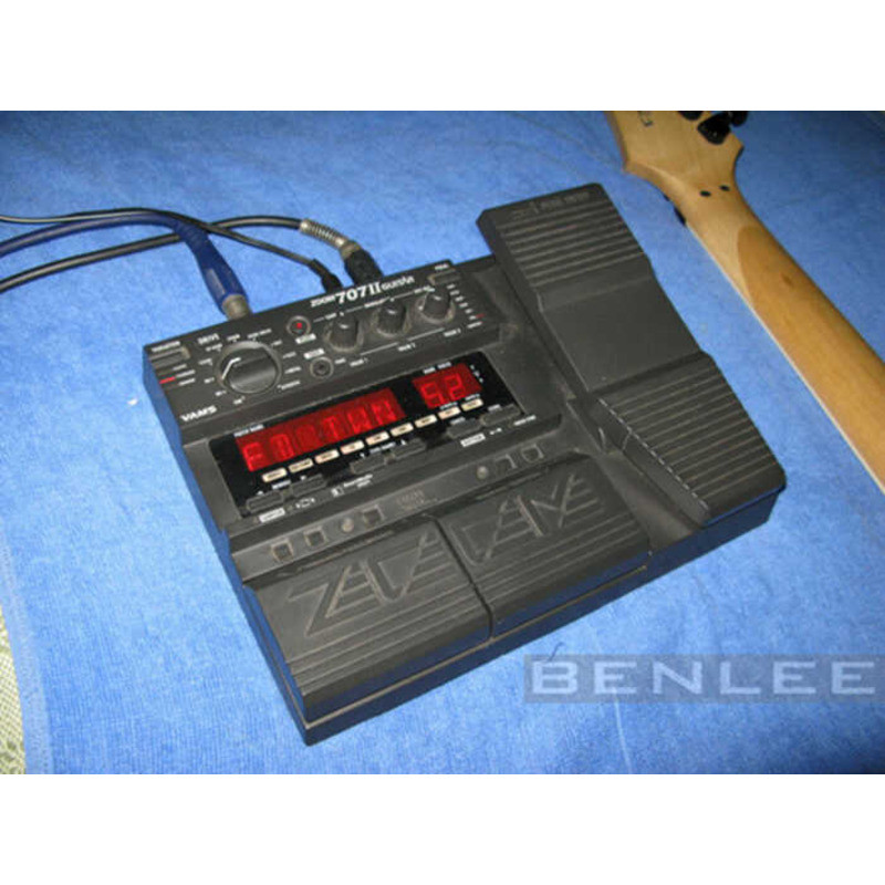 Zoom 707 II 2nd Generation Electric Guitar Effects Pedal (Drum Machine ...