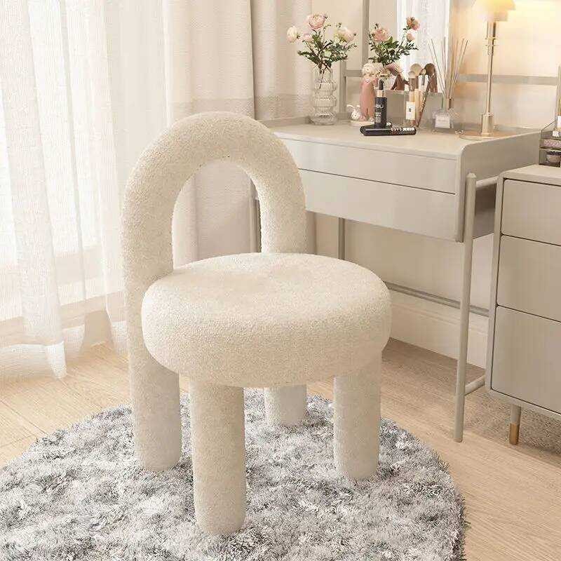 Y Fooress, Round Ooman Vaniy Cs Wih Back Oor, Dressing Table Foo Sool ...