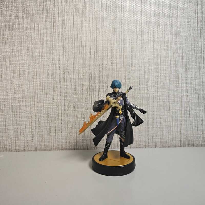 Nintendo Amiibo Fire Emblem Roy Mega Man Monster Hunter Genuine Loose ...