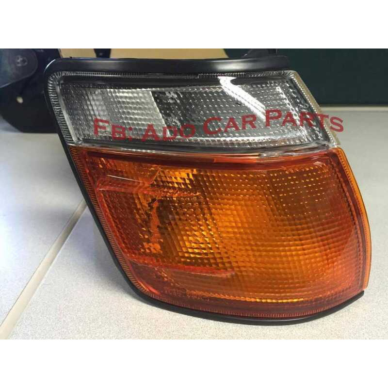 Passenger Side (Right Side) Signal Light Cornerlamp Signal Lamp ...