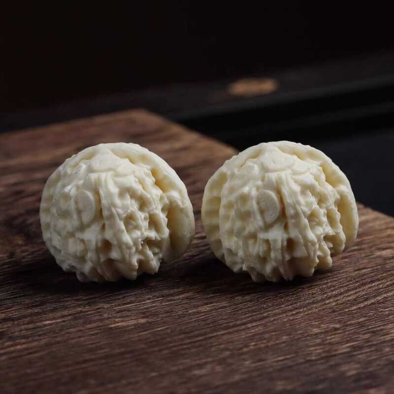 Ivory Fruit Dragon and Phoenix Massage Wooden Walnut Play Toy Hand ...