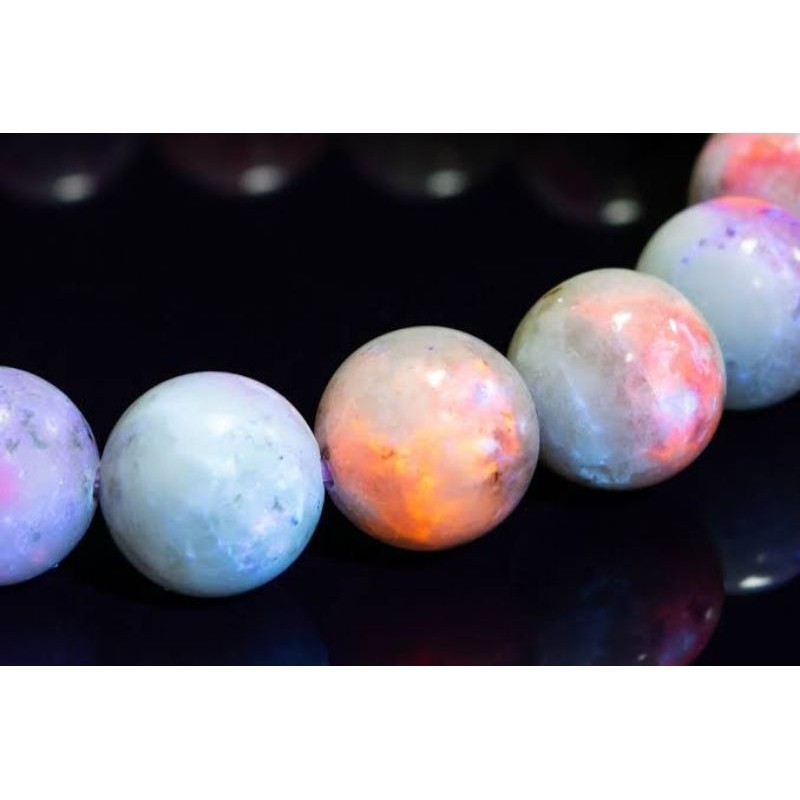 Rare Hackmanite Var. Sodalite UV Floresence Glowing Bracelet | Shopee ...