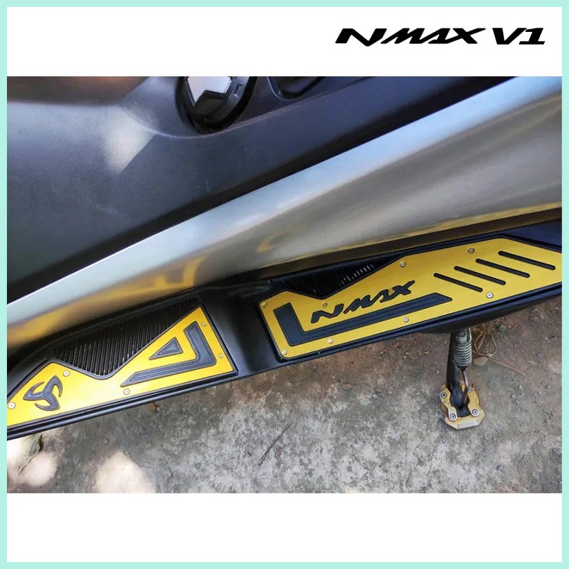 Yamaha NMAX V1 V2 Matting Footboard With Carbon Complete Bolts And Nuts ...