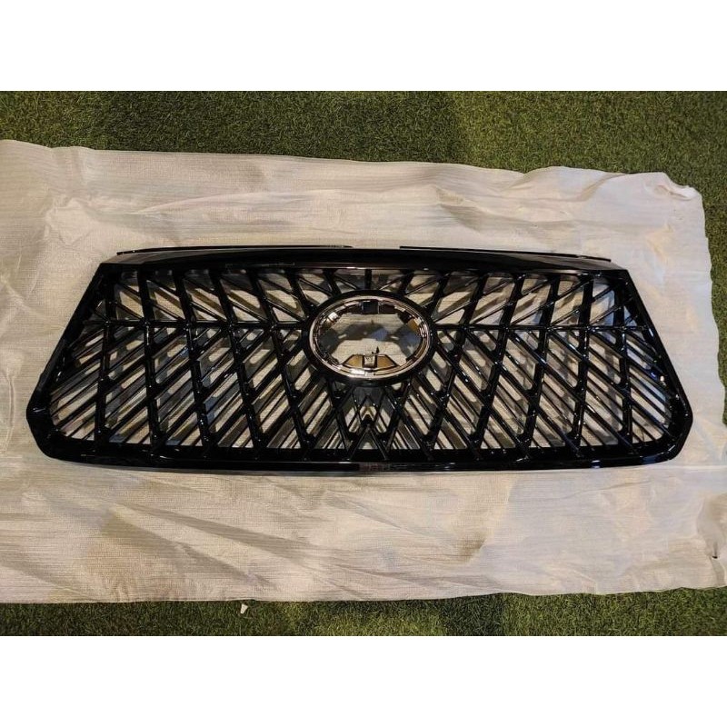 Toyota Innova Lexus Grill Glossy ( 2020-2025 model ) | Shopee Philippines