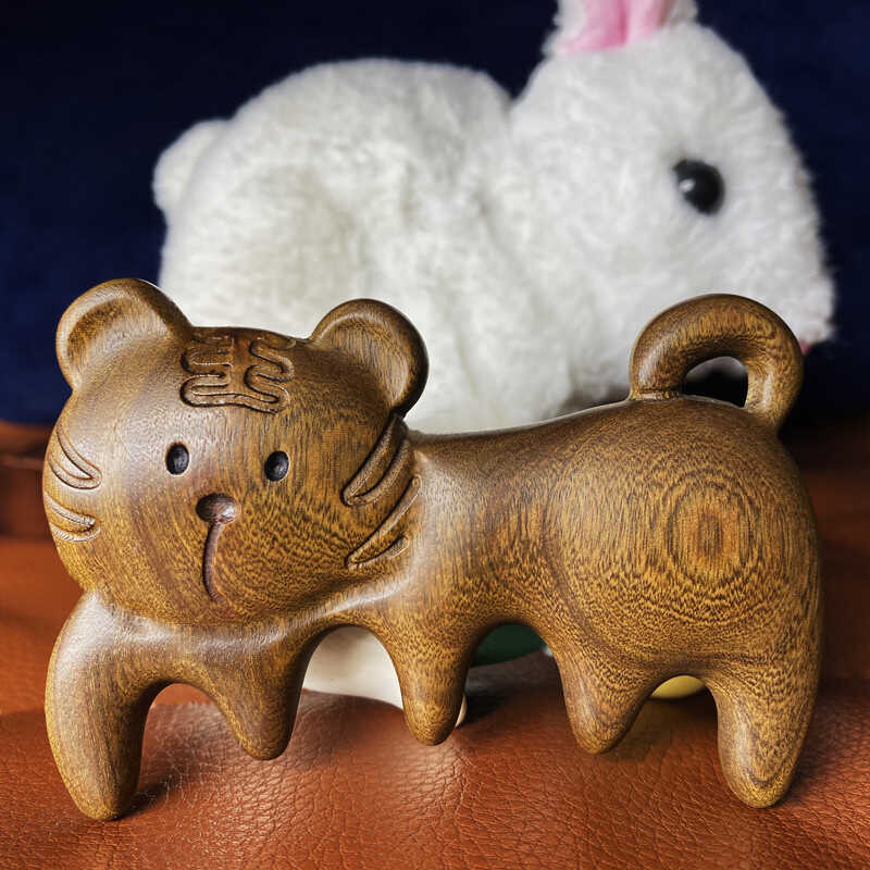 New Cute Tiger Natural Sandalwood Meridian Scalp Therapy Massage Comb ...