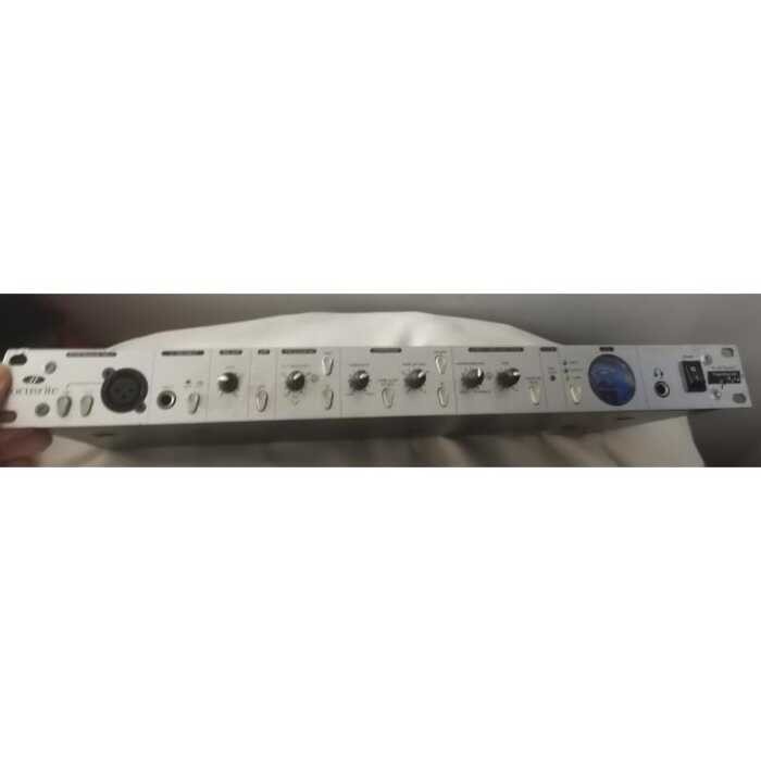 ☑♥ Second-hand Focusrite Trakmaster Pro Platinum Rack Amplifier ...