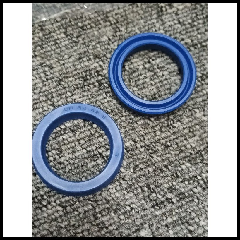 Hydraulic Packing Mono Seal Monoseal IDI ISI ODI OSI UHS UN 32x42x8 32 ...