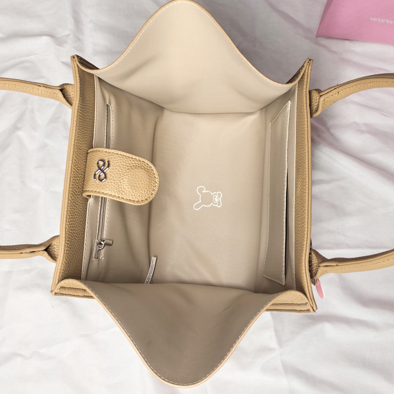 HOLB NEW FLUTTER High quality tote bag+crossbody inner bag | Shopee ...