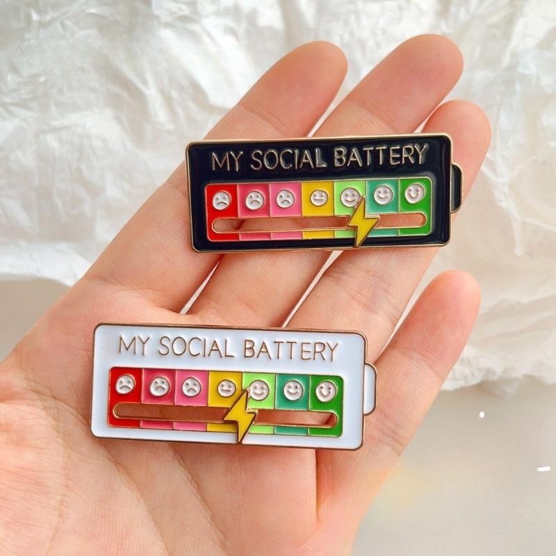Creative Social Mood Battery Enamel Pin My Social Mood Brooch Badges ...