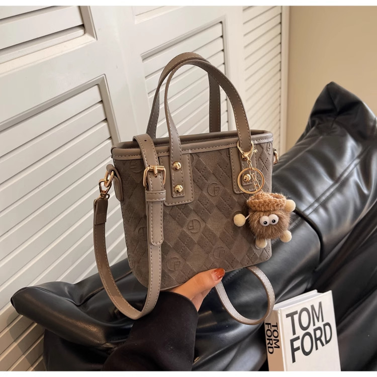 New Style Bag Women 2025 Hot-selling Bucket Bag Niche Autumn Winter ...