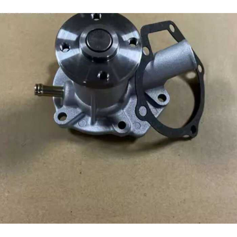 A High Performance Pump Water Pump 15443-73030 For Tractor D950 Diesel ...