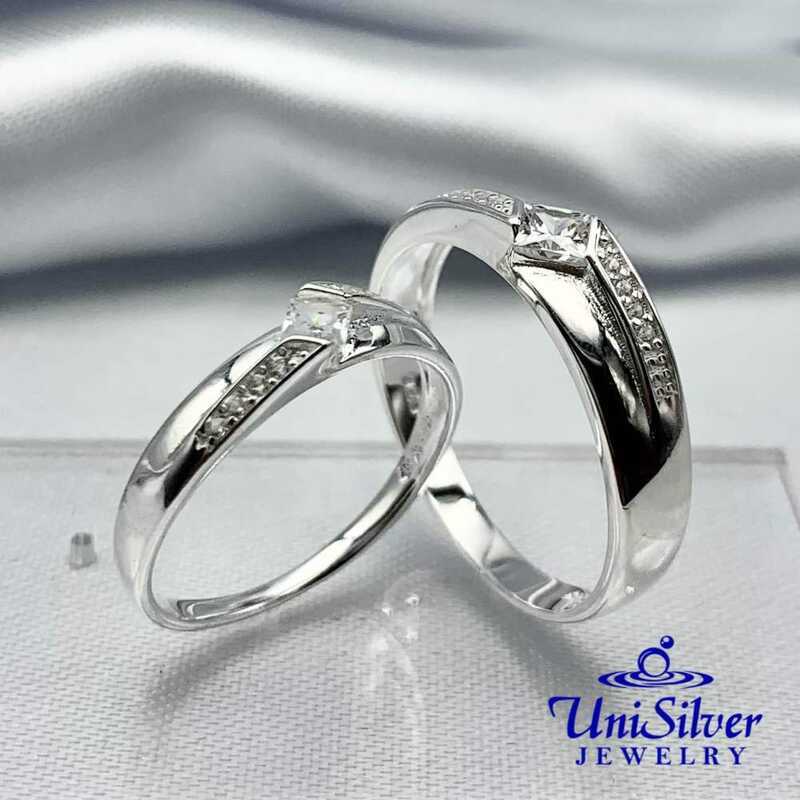 Unisilver 925 Sterling Silver Princess Cut Couple Band Ring (Crs06 ...