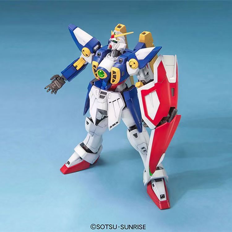BANDAI MG Wing Gundam Zero EW | 1/100 Scale Model Kit (Mobile Suit ...