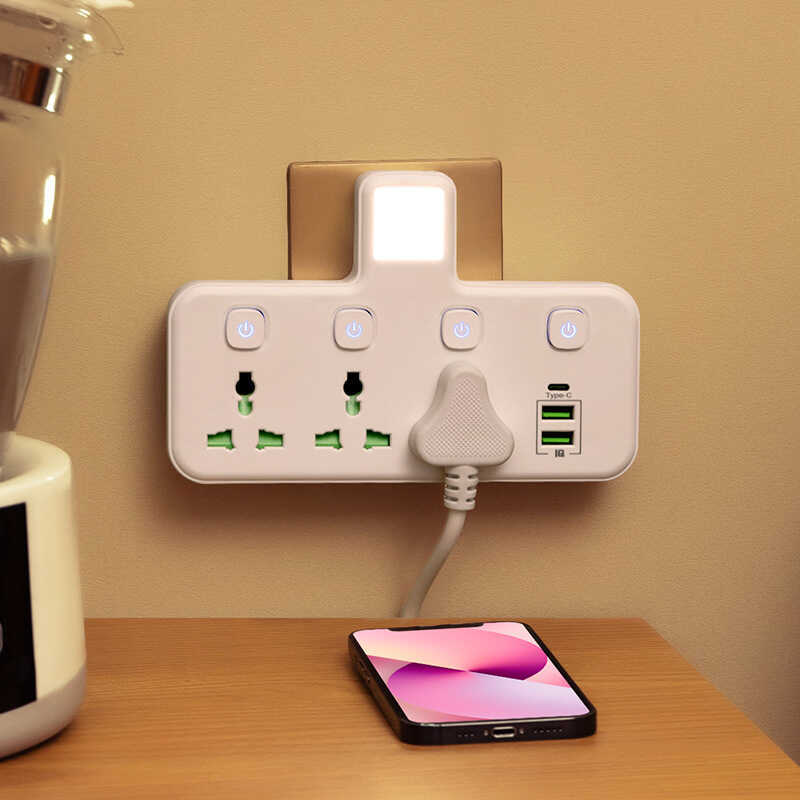 British Standard Socket One-to-More Fast Charge USBC Port British ...