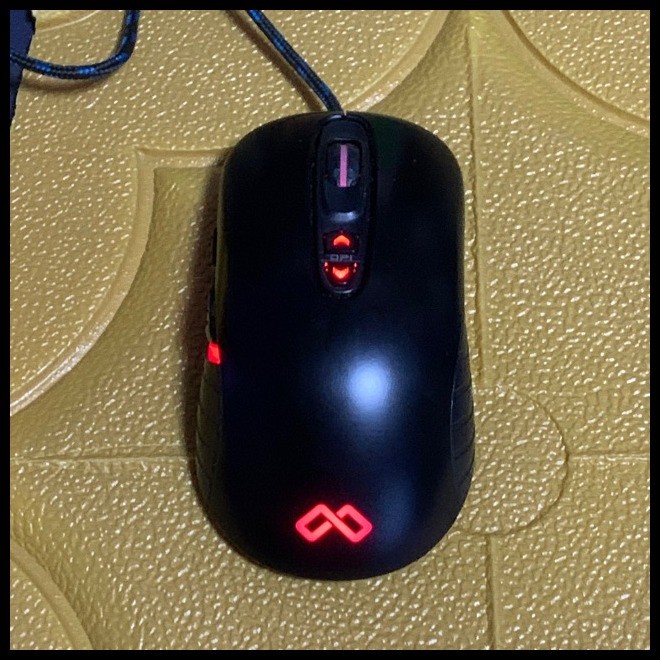 Logitech G102 and Maxtill G10 gaming mouse | Shopee Philippines