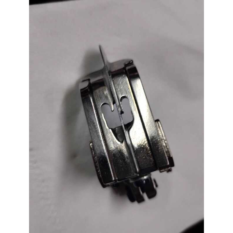 Three-Needle Five-Line Puff Sewing Machine, Suitable for High Low ...