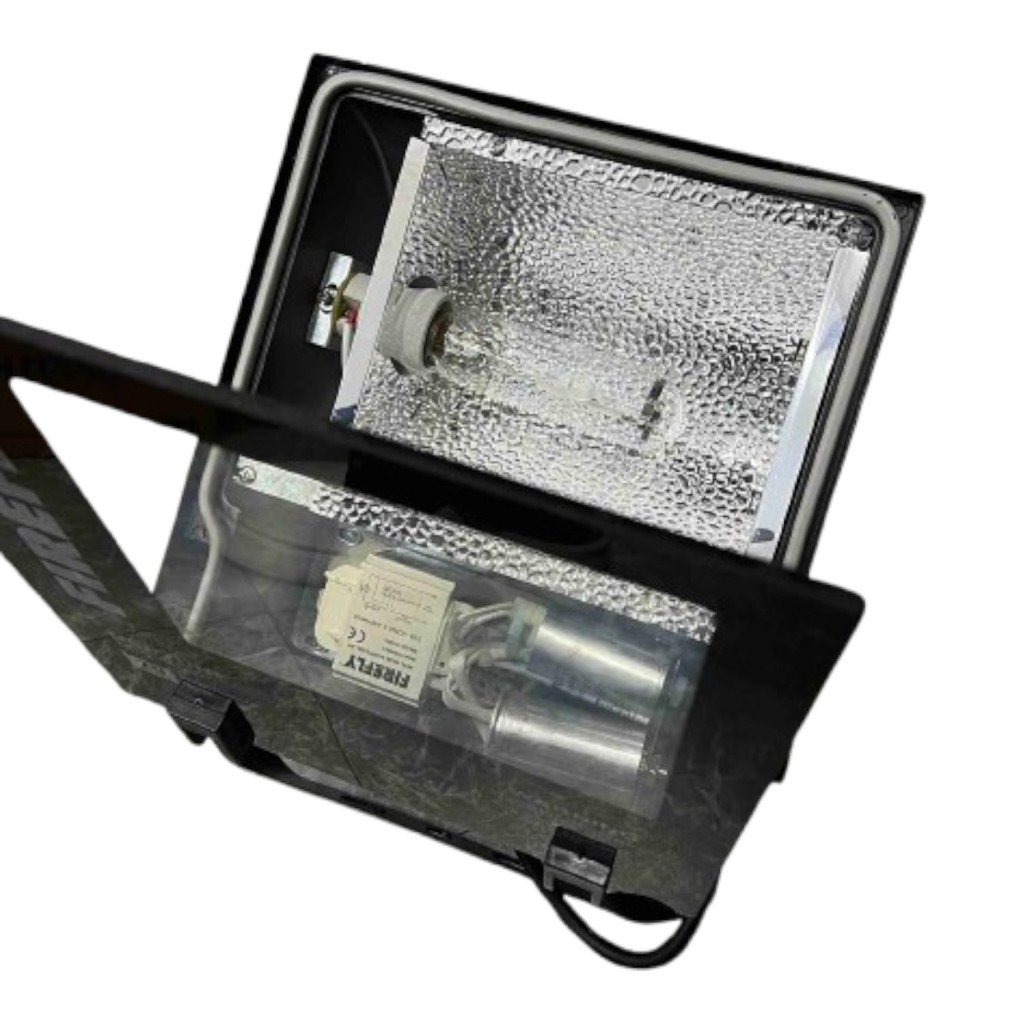 Firefly 150W Metal Halide Flood Light Fixture 220V with Lamp FLHI111/S ...