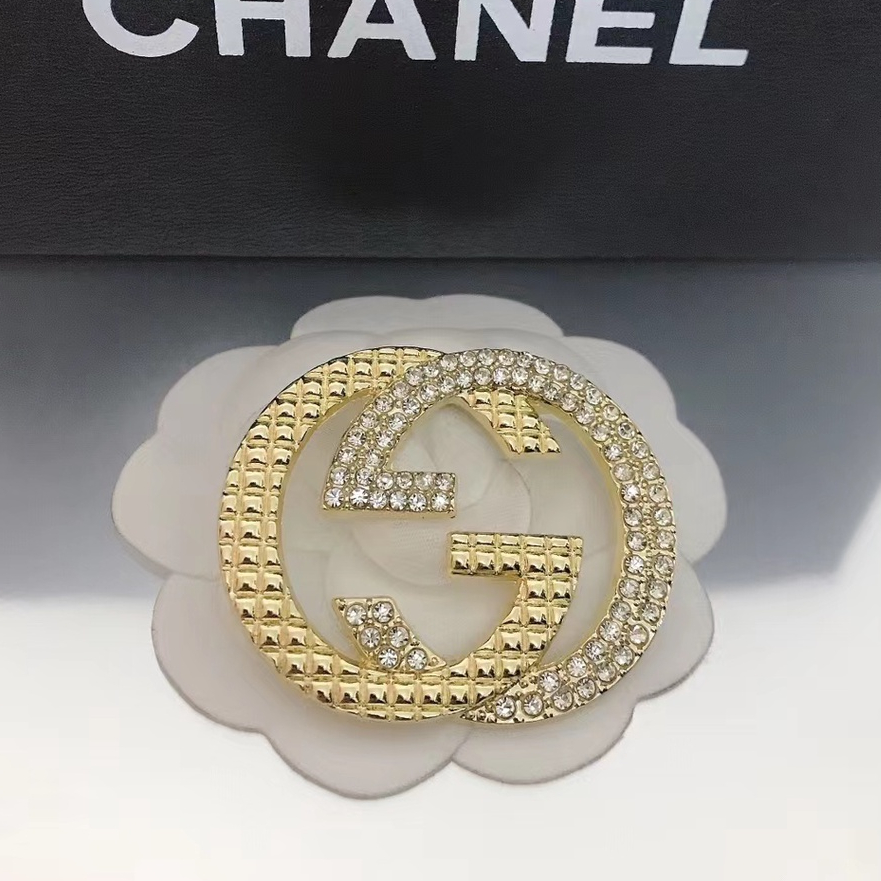 Elegant Luxury Women's brooch Pins Fashion Retro Coat Corsage Bag ...