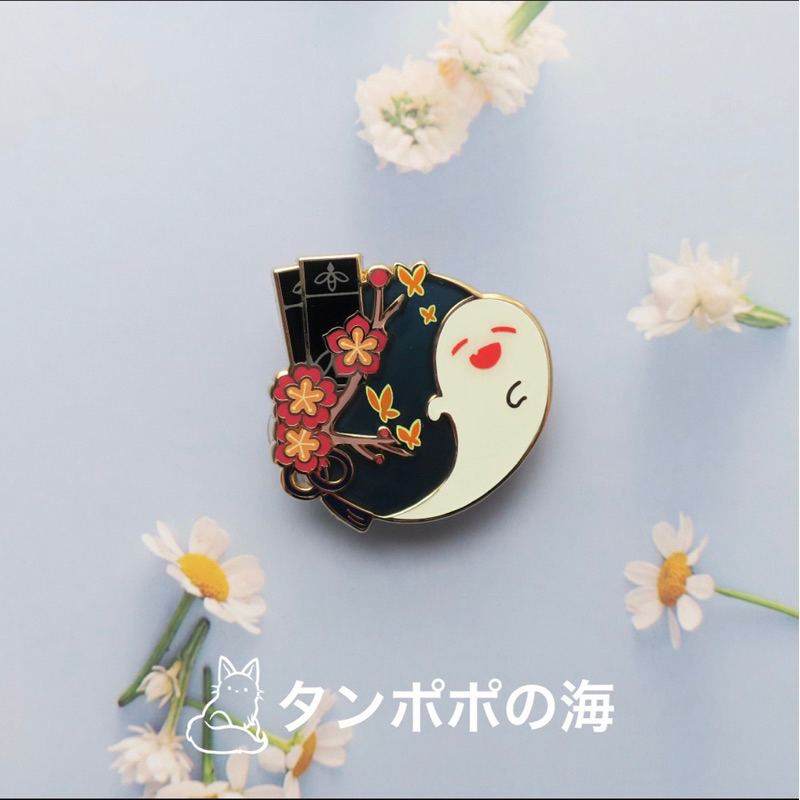 Genshin Impact Hutao (glow in the dark) enamel pin by tanpoponoumi | Shopee Philippines