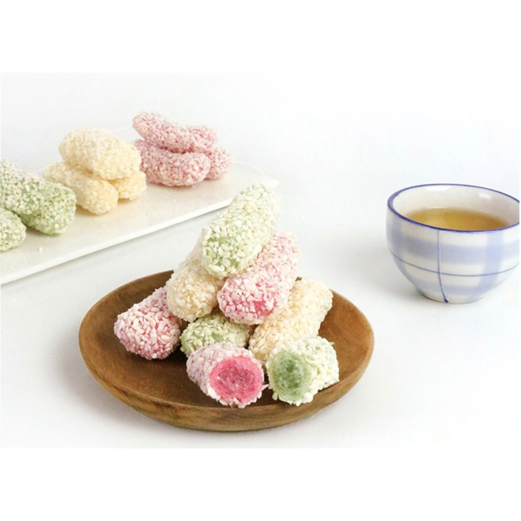 Korean traditional snack Sweet and chewy yugwa rice snack(125g * 4ea ...