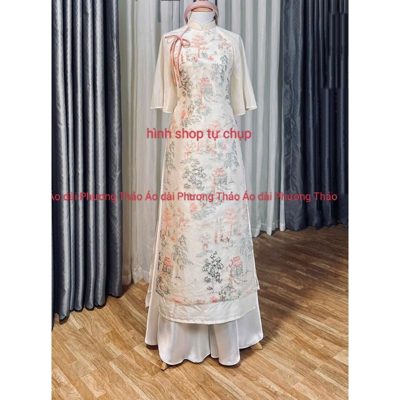 Thuy Mac innovative ao dai with loose, flared sleeves CNY with BigSize ...