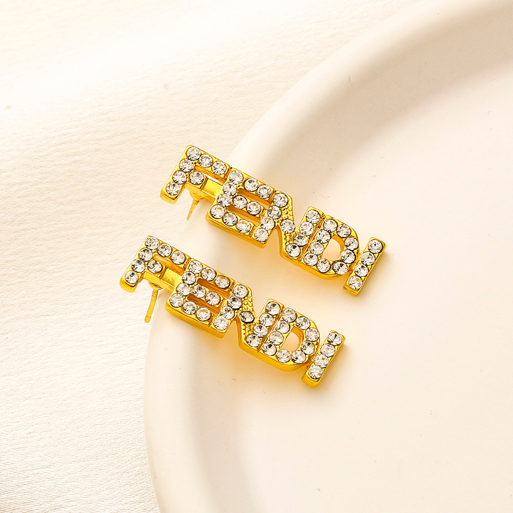 Exquisite Light Luxury Earrings Female Nightclub Banquet Earrings ...