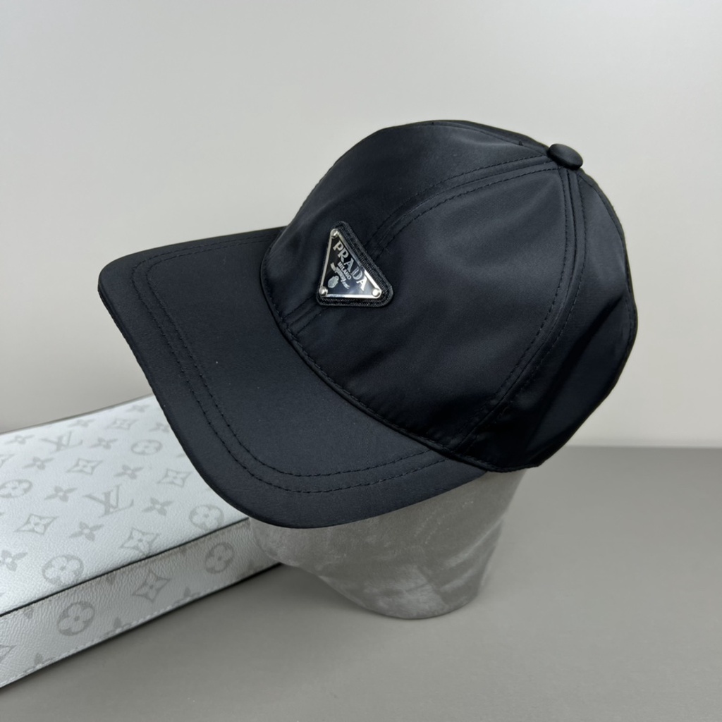 PRADA6814 Black Triangle Standard Fashion Baseball Cap Popular | Shopee ...