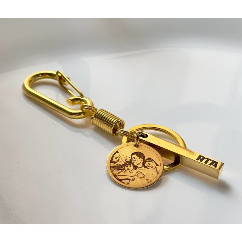 Personalized customized engraved round disc w 3d bar pendant keychain ...