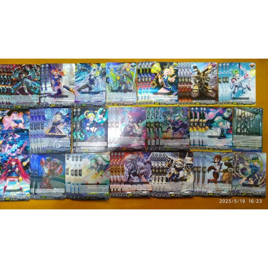 CFV Aurora Battle Princess Seraph Purelight Deck Brandt Gate Cardfight ...
