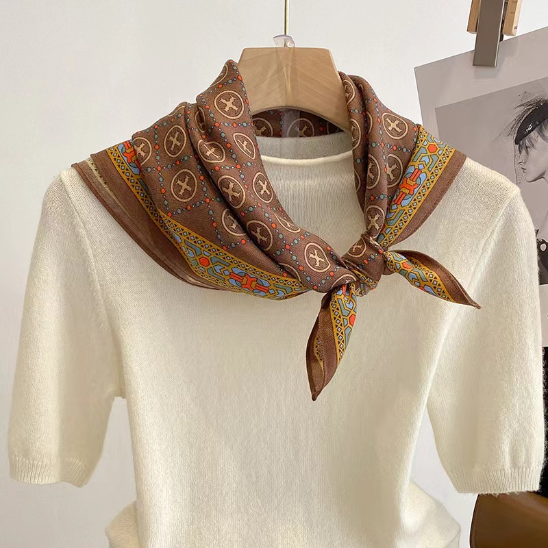 European American Style Travel Headscarf Velvet 70CM Square Scarf ...