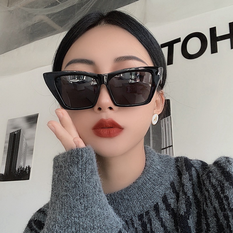 1 Piece Ladies European American Retro Cat Eye Outdoor Sunshade