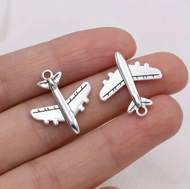 10pcs Silver Plated Plane Charms Aircraft Pendants For Jewelry Making ...